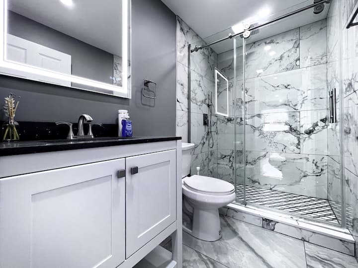Lakeside Rentals Suite #5 - Lake Placid, NY