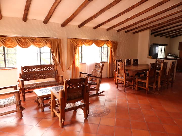 Casa Rural Con áRea De 35.000 M2 - Puente Nacional