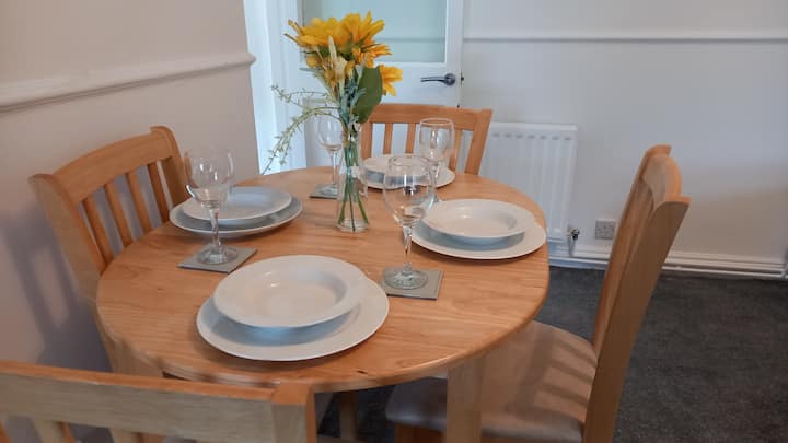 Coquet Nest. Amble - Alnmouth