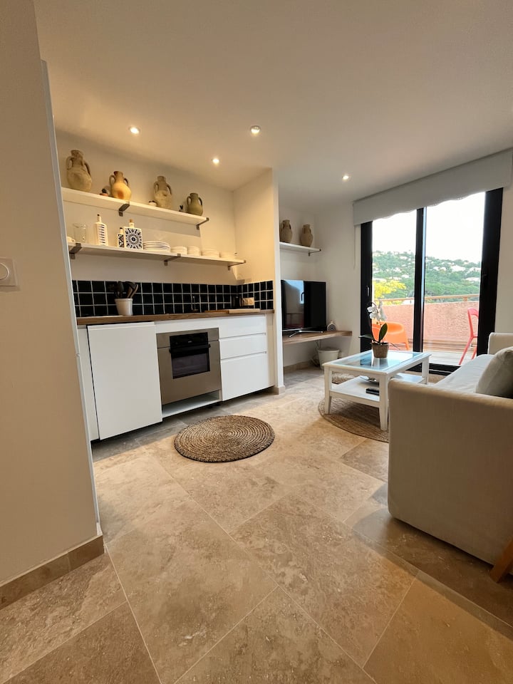 L’horizon Bleu – ÉLégant 2p Vue Mer à Cavalaire - Cavalaire-sur-Mer