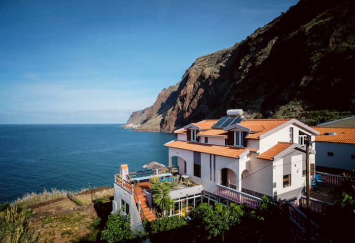 Sea-view Room & Private External Bathroom - Estreito da Calheta