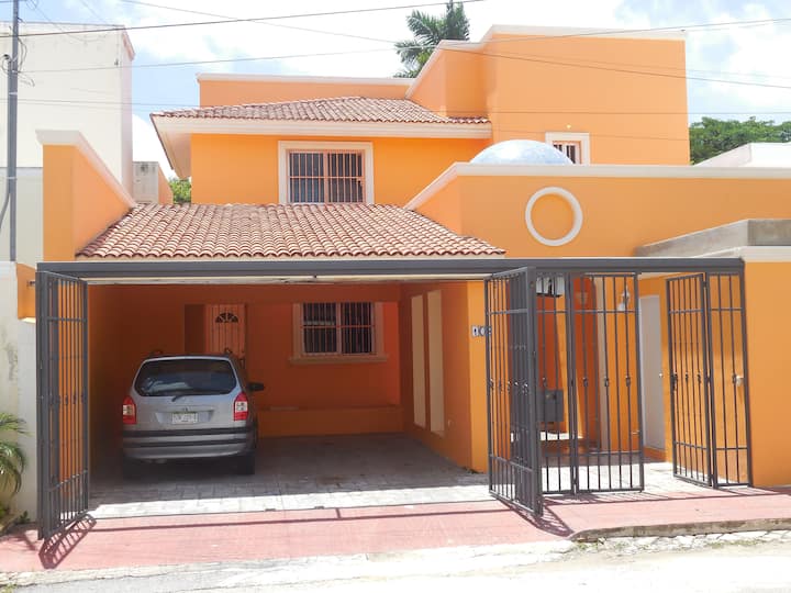 Casa En Montecristo, Amplia, A/c Y Alberca - Mérida