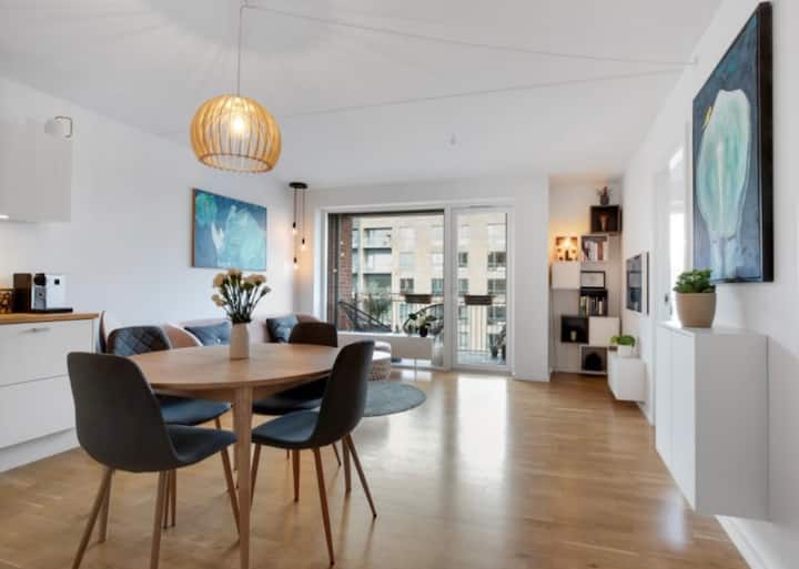 Spacious Apartment At The Water - Copenhagen