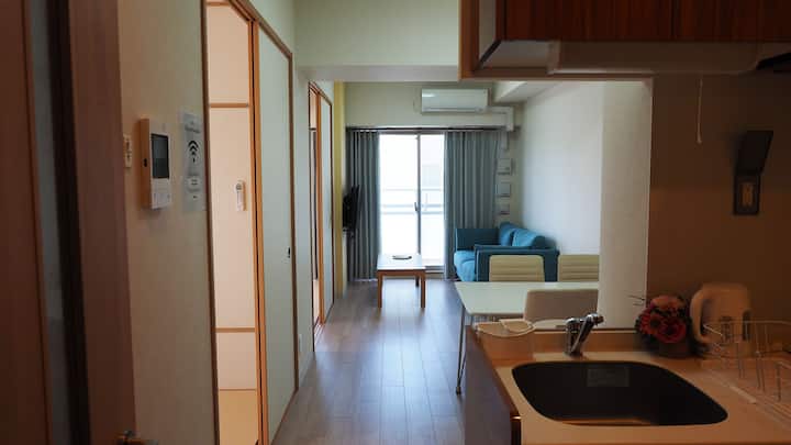 大阪心斋桥顶层日式2臥室1客廳4人家庭公寓阳台（可供晾衣）,寒假期間及2026年櫻花季預定已開啟優惠 - Osaka