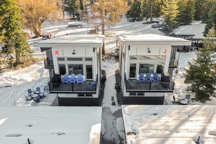 Luxury Cabins By Whitefish Golf Course (Sleeps 20) - Whitefish, MT