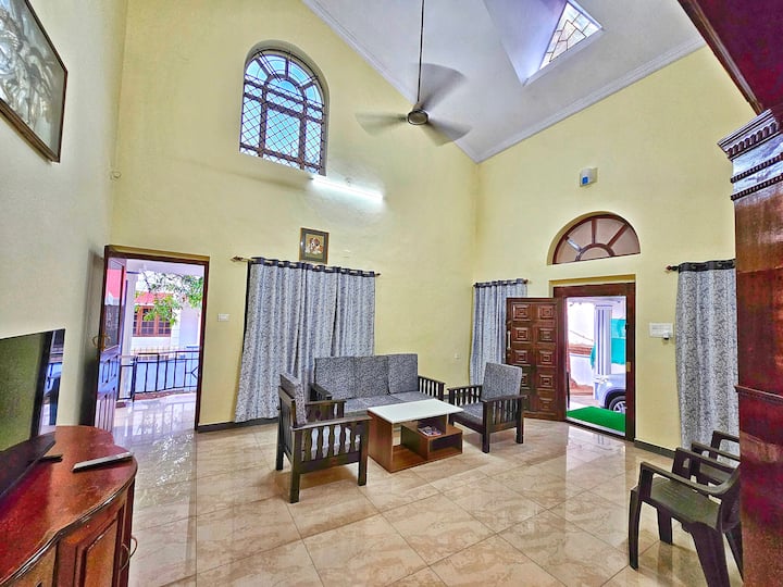 Sirimudi Villa - 6 Guests - Kundapura