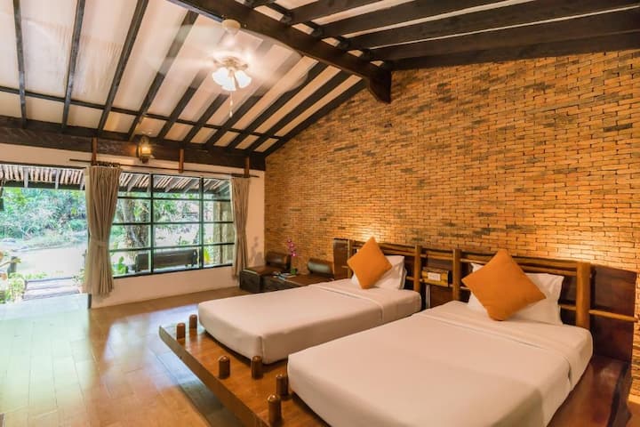 Cozy Superior Room, 31sqm - River Kwai - Sai Yok
