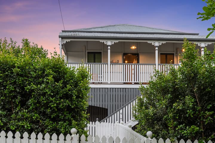 Spacious Queenslander In Ipswich - オーストラリア イプスウィッチ