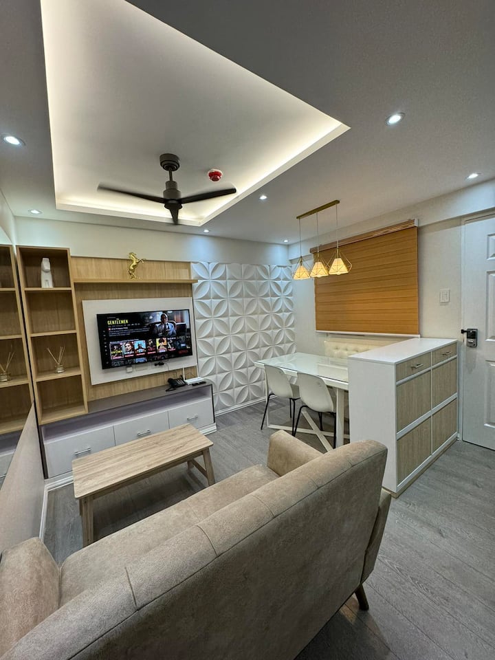 The Quin's Fort (2br, 200mbps Wi-fi) - Taguig