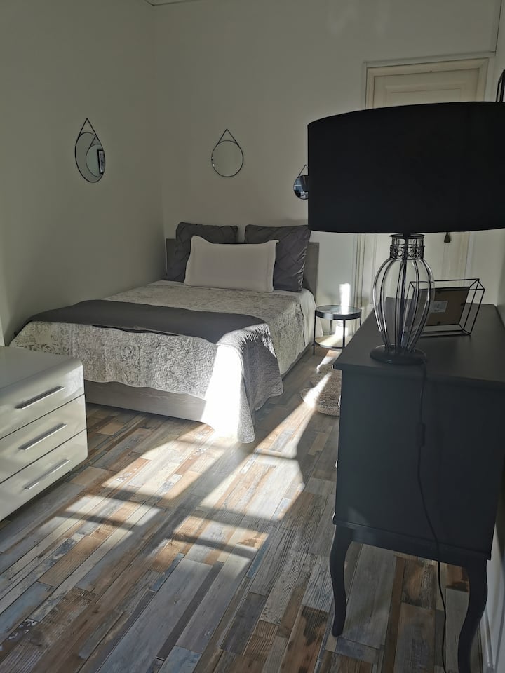 Très Jolie Chambre. - Toulon