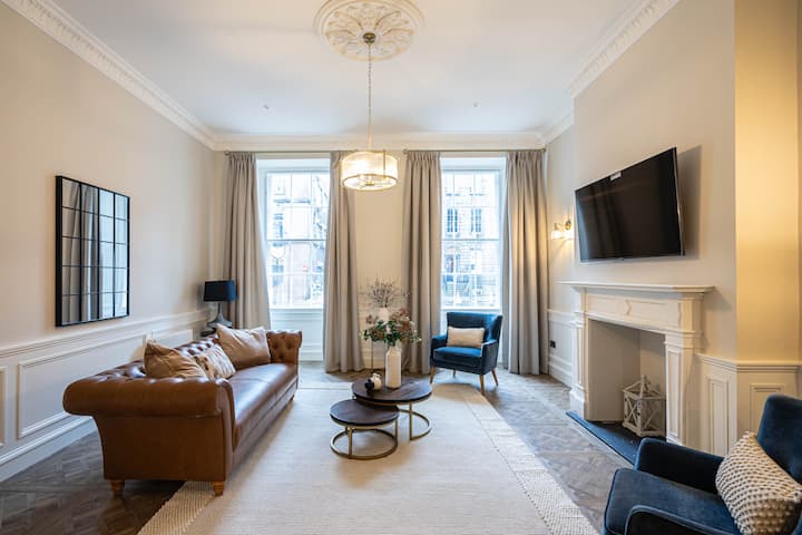 Luxury Nests - City Centre 1 - Edinburgh