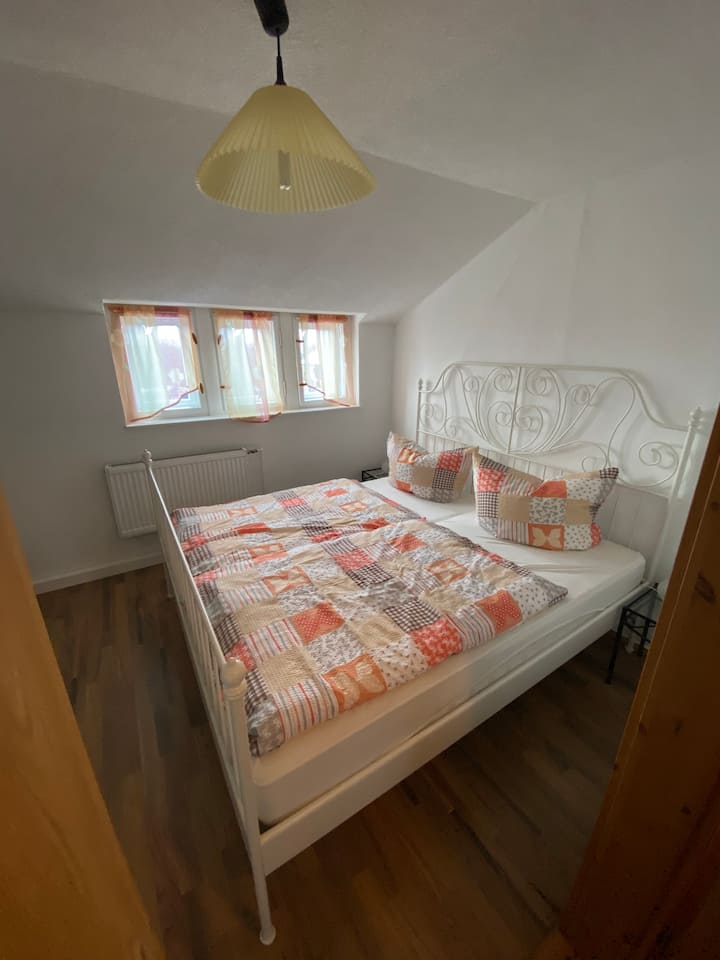 Schloss Püchau - Zimmer #18 (Blick Zum Dorfteich) - Eilenburg