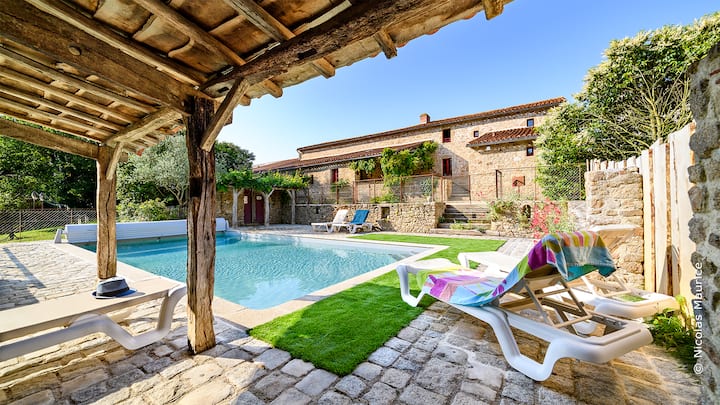 Maison Avec Piscine - 