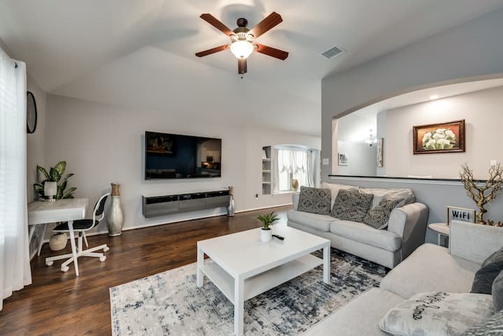 Gp020w. Cup - 8 Min To At&t| Sleeps 6 | Parking - Grand Prairie, TX