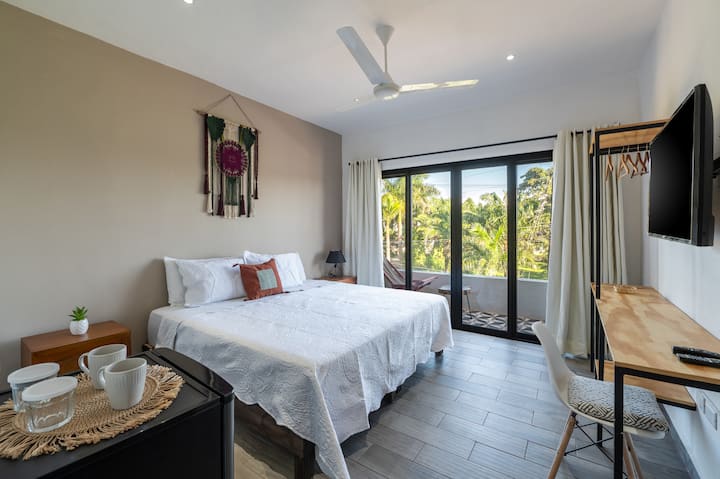 Estudio N1 Excelente Ubicación Cancún : Wi-fi + Ac - Cancún