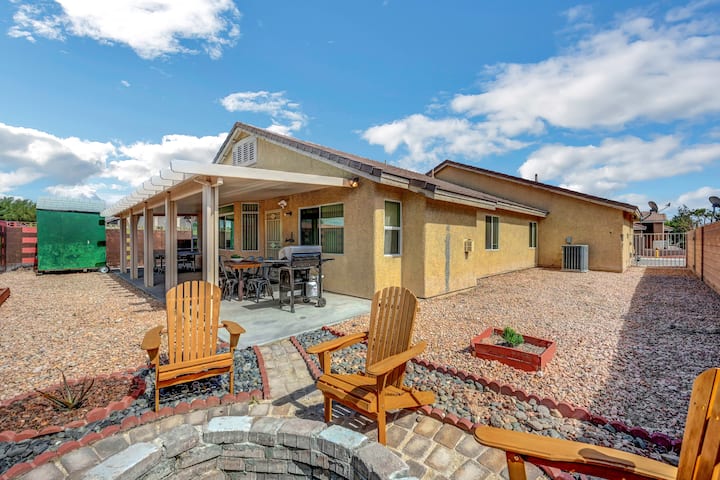 Dreamy 5br Retreat W/ Games, Movie Theater, +More! - 노스라스베이거스