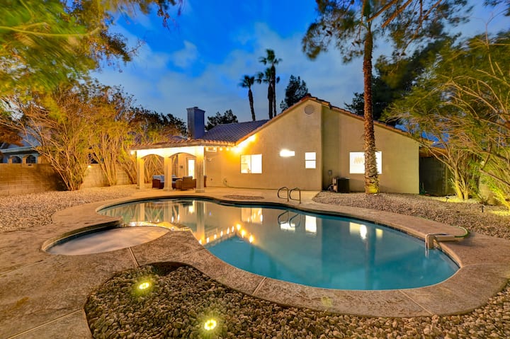 Golden Glow Monthly Retreat | Pool | Spa - North Las Vegas, NV