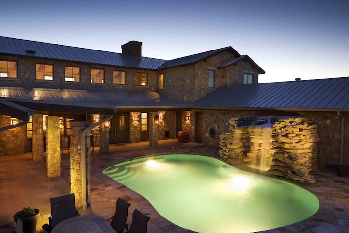 Epic Ranch House On Brazos River - Possum Kingdom Lake, TX