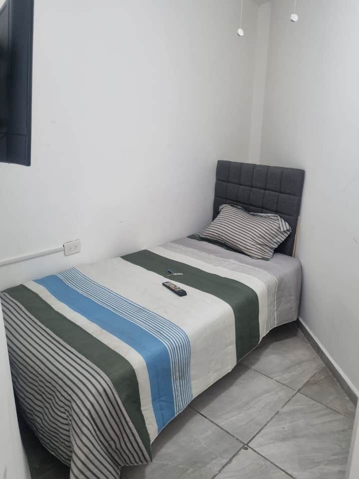 Pequeña Suite Privada 1 Persona Solo Dama - Mexico