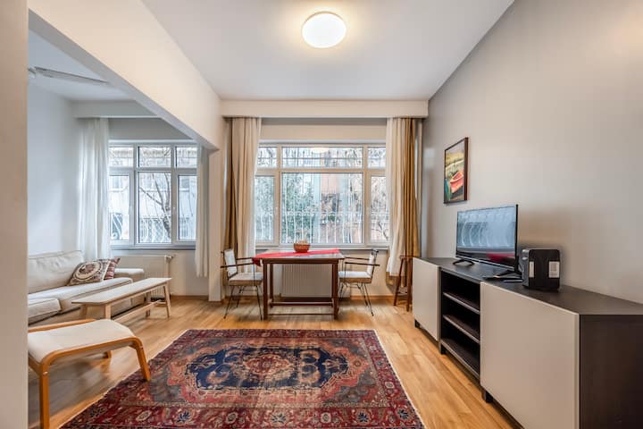 Cihangir Charm:sunny 1br Retreat - İstanbul