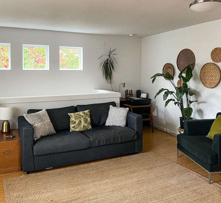Artist Loft In Arbor Lodge - St. Johns - Portland