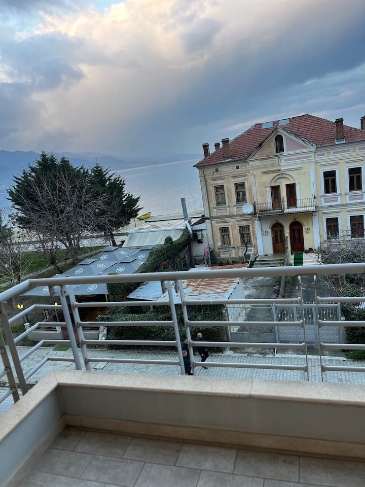 Pogradec Albania Airbnb Apartment - Pogradec