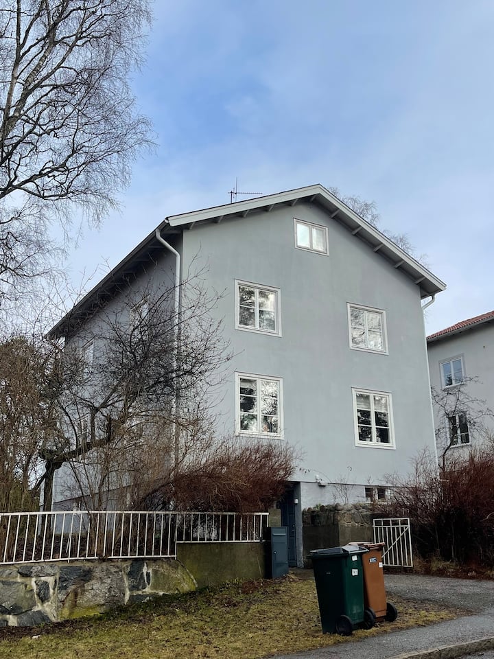 Familjevänligt Hus I Bromma - Stockholm
