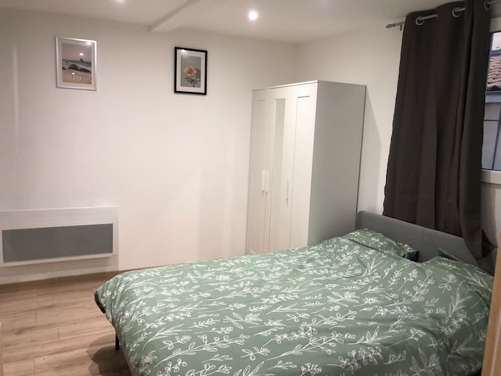 Beau Studio Meublé Refait à Neuf Montélimar Centre - Montélimar