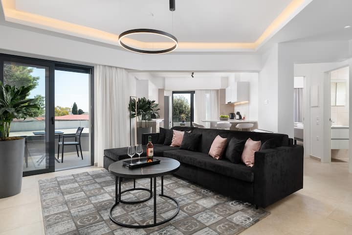 K Luxury Apartment - Rhodes