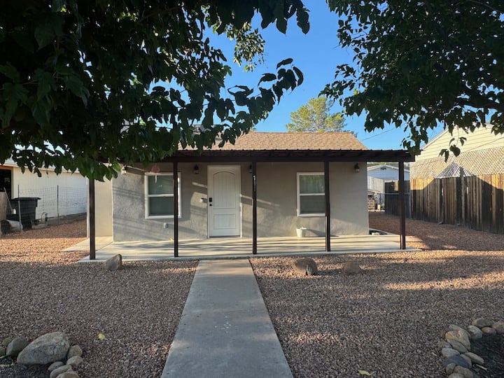 Cozy Home With All You Need! - Safford, AZ