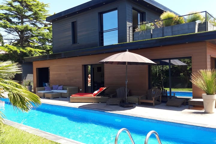 Maison En Bois Contemporaine - Sanary-sur-Mer