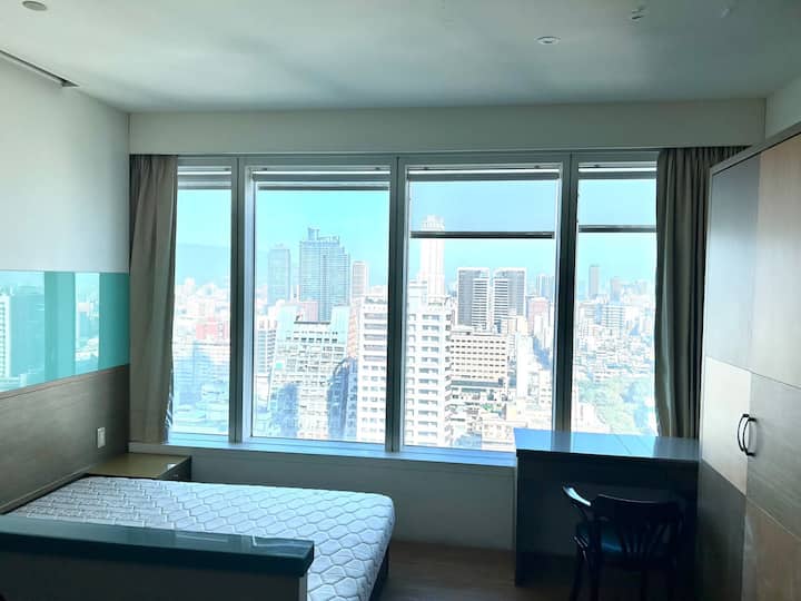 高雄85大樓月租套房 - 쭤잉 구
