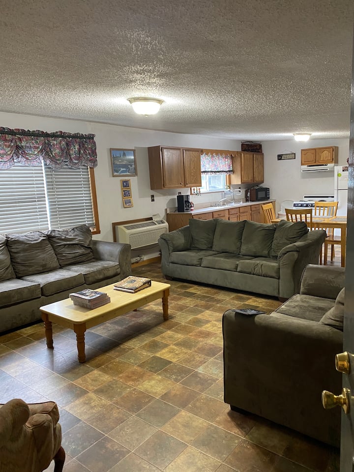 Baby Bear Lodge - Gilbert, WV