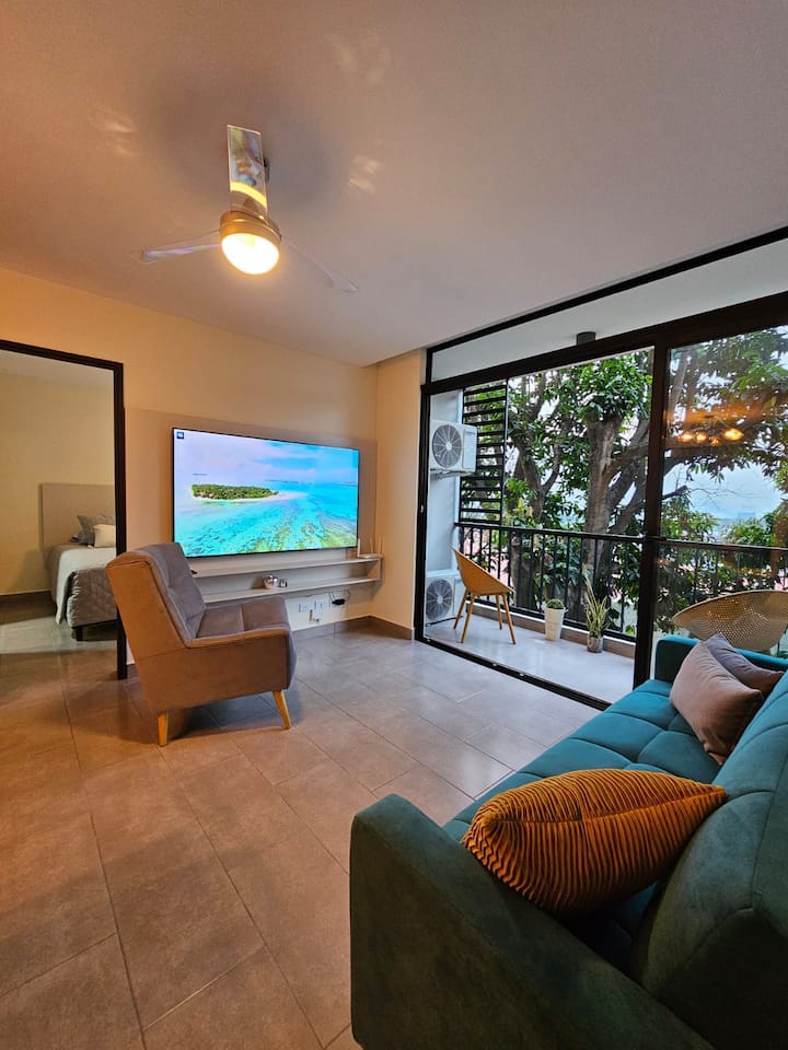 The Green View Of The City - San Salvador