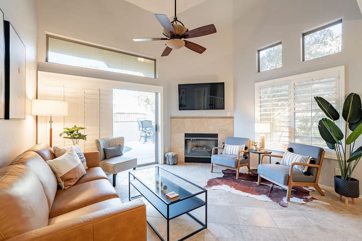 Pristine N. Scottsdale 3bd Townhome W/ Heated Pool - Scottsdale, AZ
