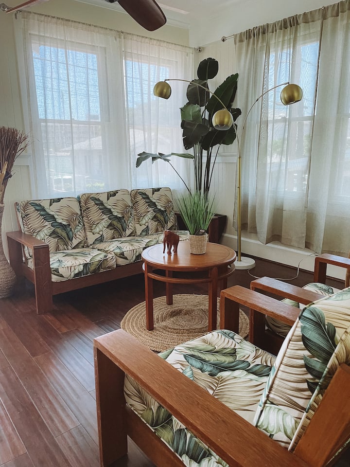 Charming Hawaiian Style House - Honolulu, HI