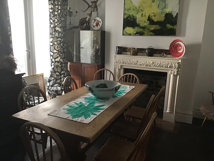 Quirky Family Home By The Sea - Deal