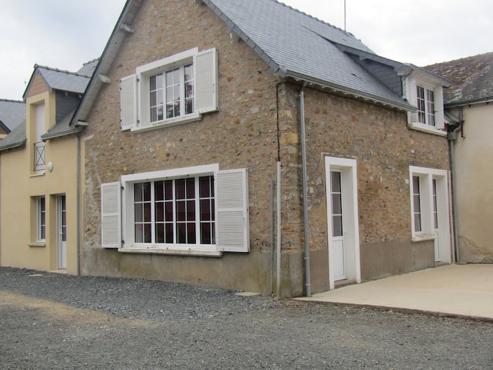 Grand Gîte Au Cœur De Solesmes - Sablé-sur-Sarthe