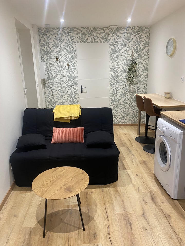 Studio, Proche Centre-ville. - Dole
