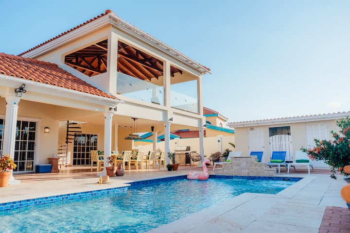 Palm Bliss - 2 Min To Beach, 5 Bdrm, Luxurious - Aruba