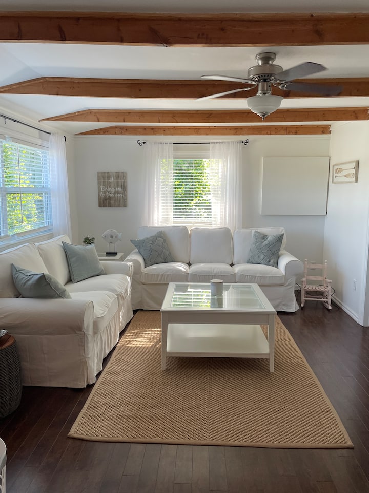 The Honey House - Shédiac