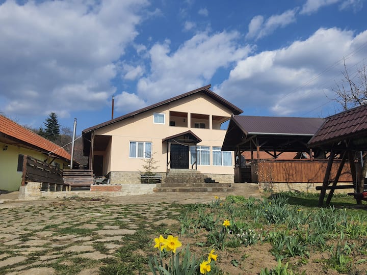 Casa De La Chiojdu - Nehoiu