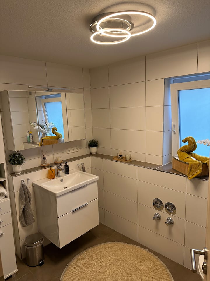 Stillvolle Wohnung Wohlfuehloase - Reutlingen