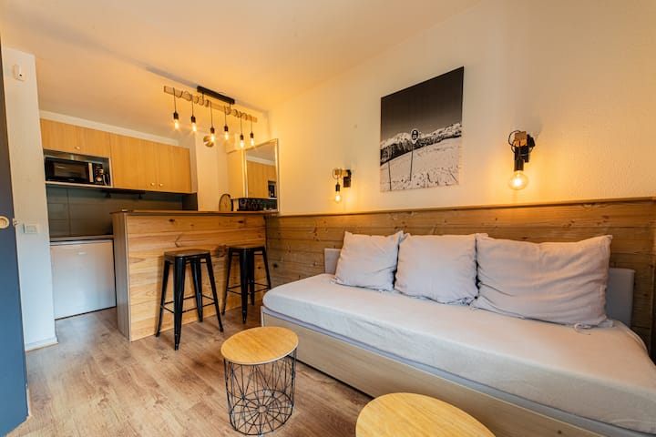 Courchevel La Tania Appartement Au Pied Des Pistes - Courchevel Le Praz, France