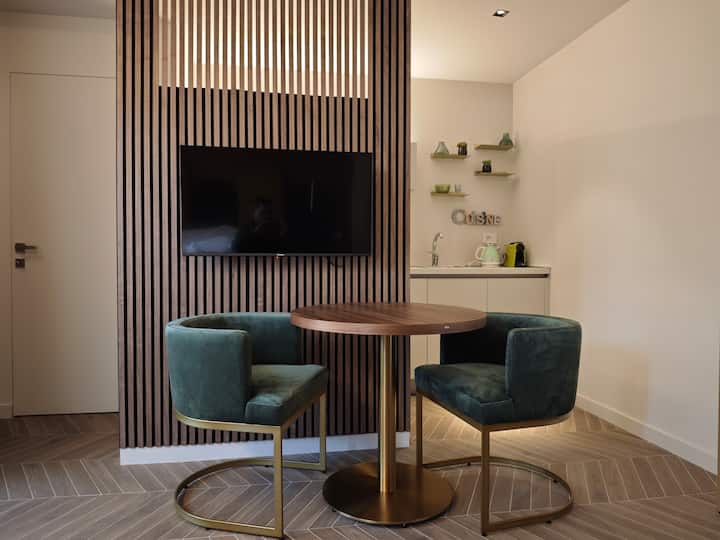 Oasi City Center: Lussuoso Monolocale In Centro - Cagliari