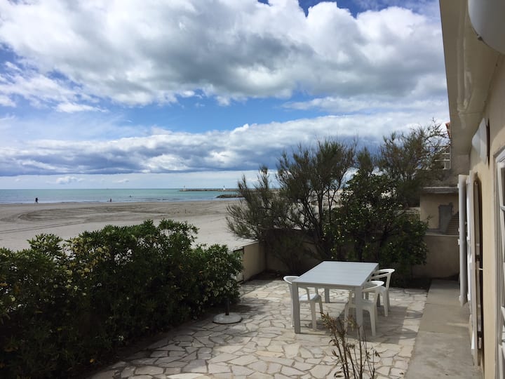 Appt  1 Er Ligne  Sur La Plage - Mauguio