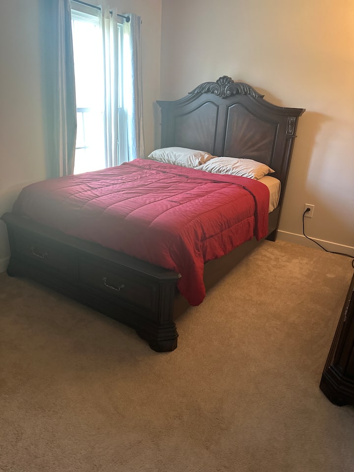 Nice Home Away From Home. - Chester, VA