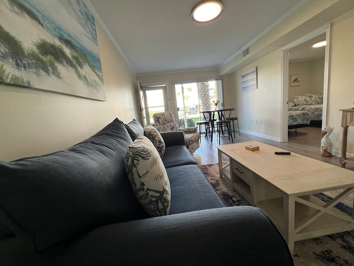 2 Bedroom- Steps From Beach - North Myrtle Beach, SC