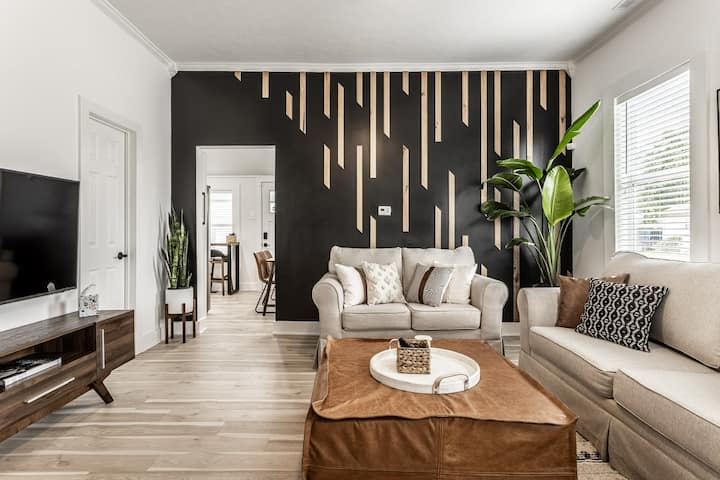 Boho Oasis At Bohome Fountain Square Indy Sleeps 4 - Irvington Historic District, IN