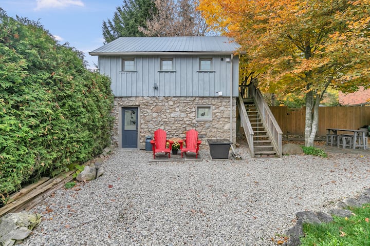 Carriage House - Elora - Fergus